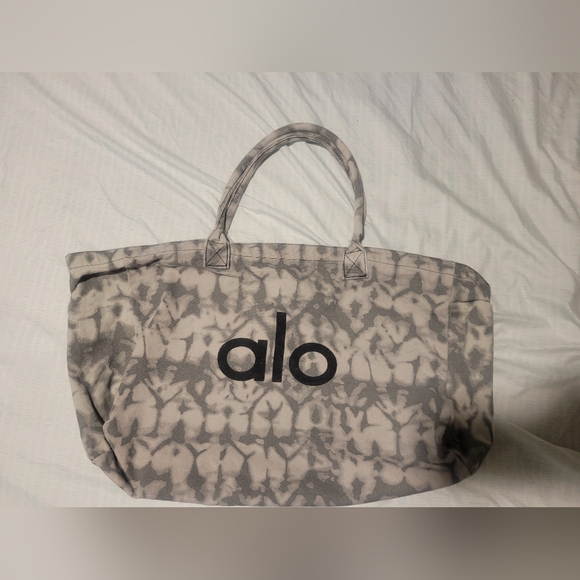 ALO Yoga | Bags | Alo Yoga Tie Dyed Shopper Tote Bag | Poshmark